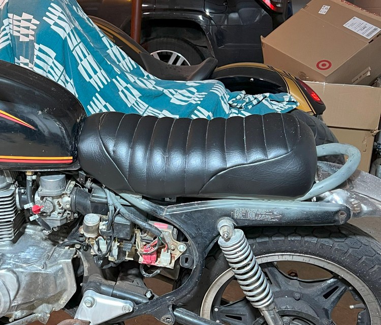 1980 Honda CM400 Scrambler Budget Build Part 4: Seat – J. CURTIS CUSTOMS